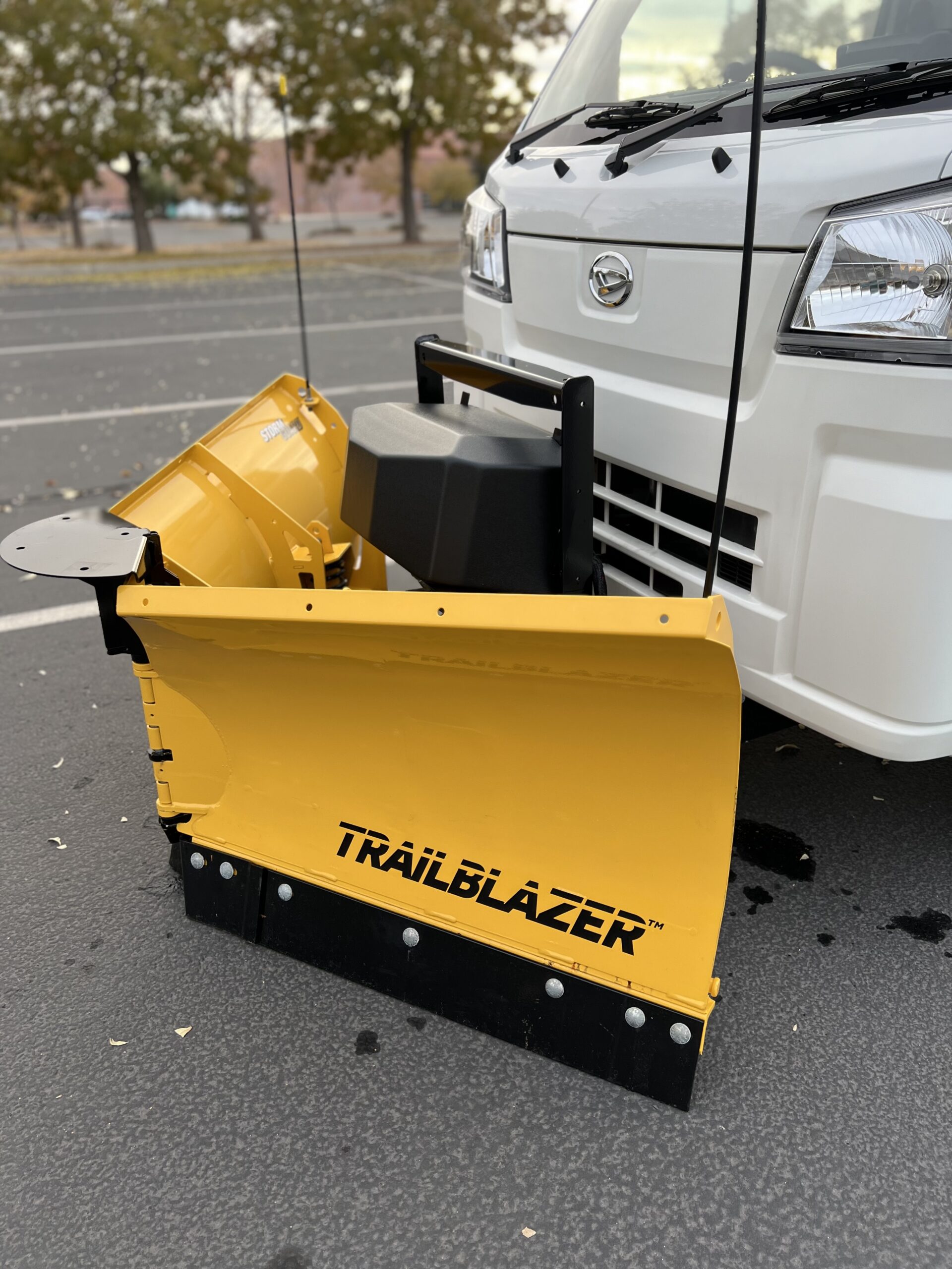 Snow Plow (V-Straight) - MINI Monsters USA