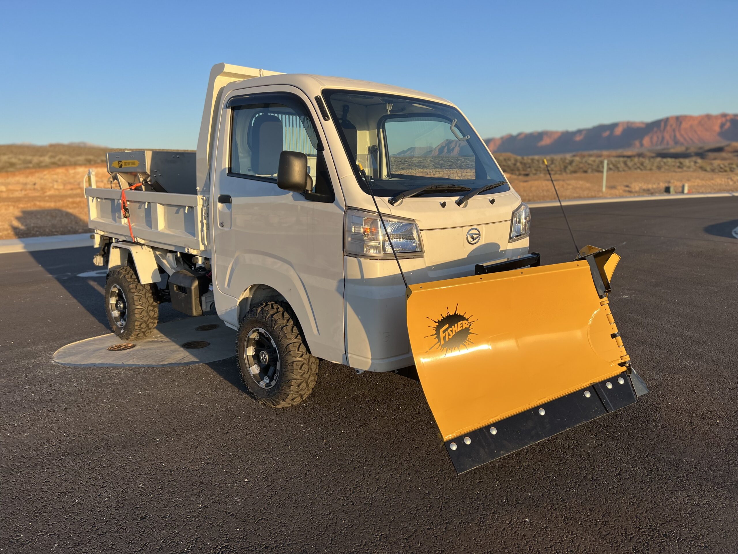 Snow Plow (V-Straight) - MINI Monsters USA