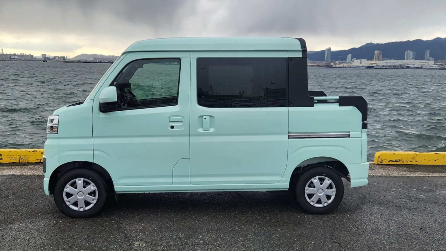2022 DAIHATSU HIJET DECK VAN (0456) - MINI Monsters USA